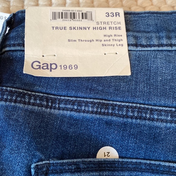 GAP | Jeans | Nwt Gap Stretch True Skinny High Rise Jeans Sz 33r | Poshmark